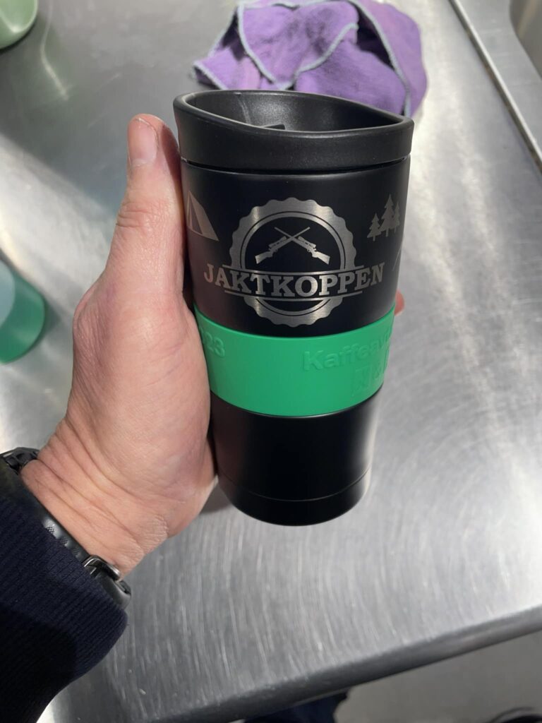 Bensinstasjoner - Lasergravering av kaffeavtalekopper skaper flere ...